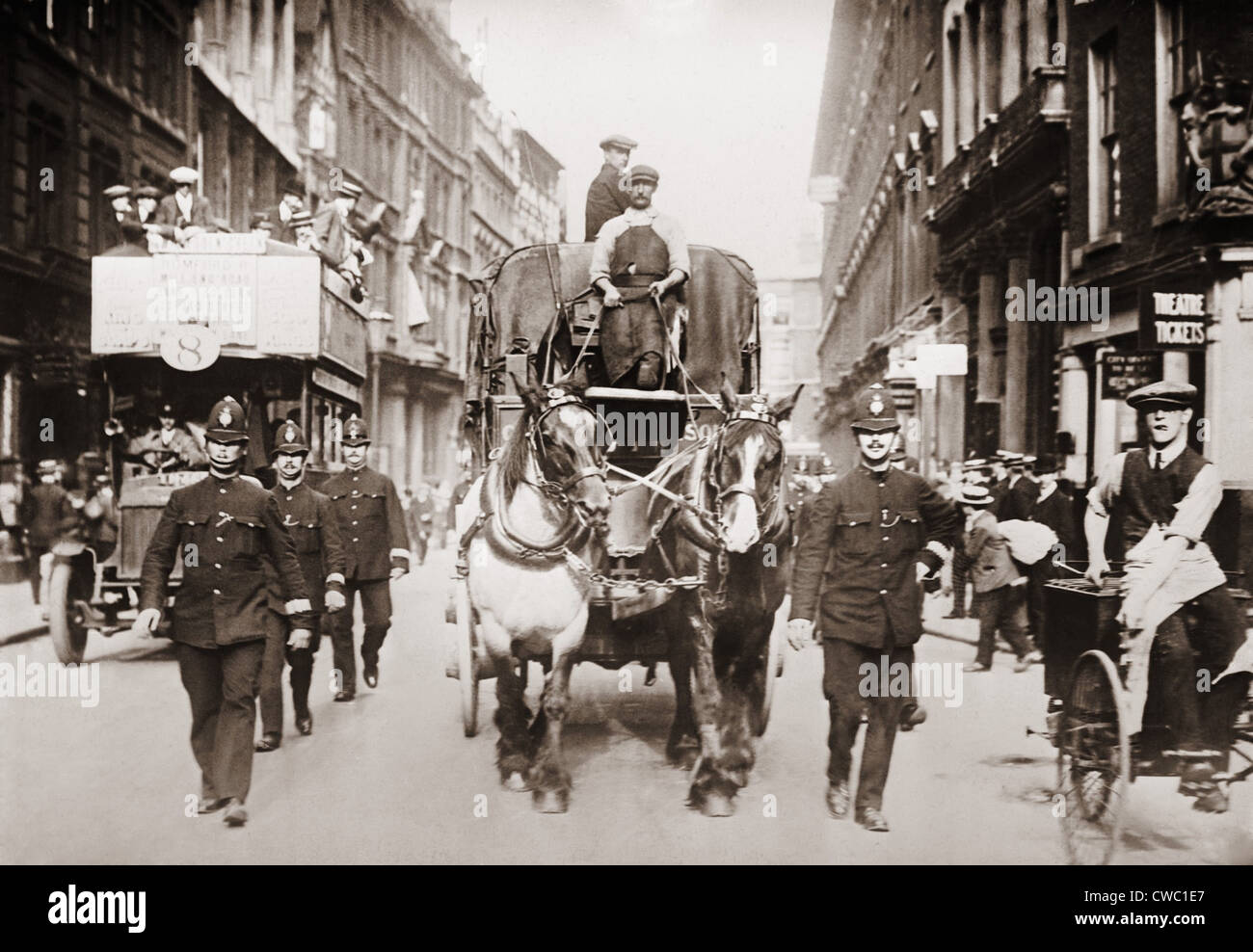 1910s truck hi-res stock photography and images - Alamy