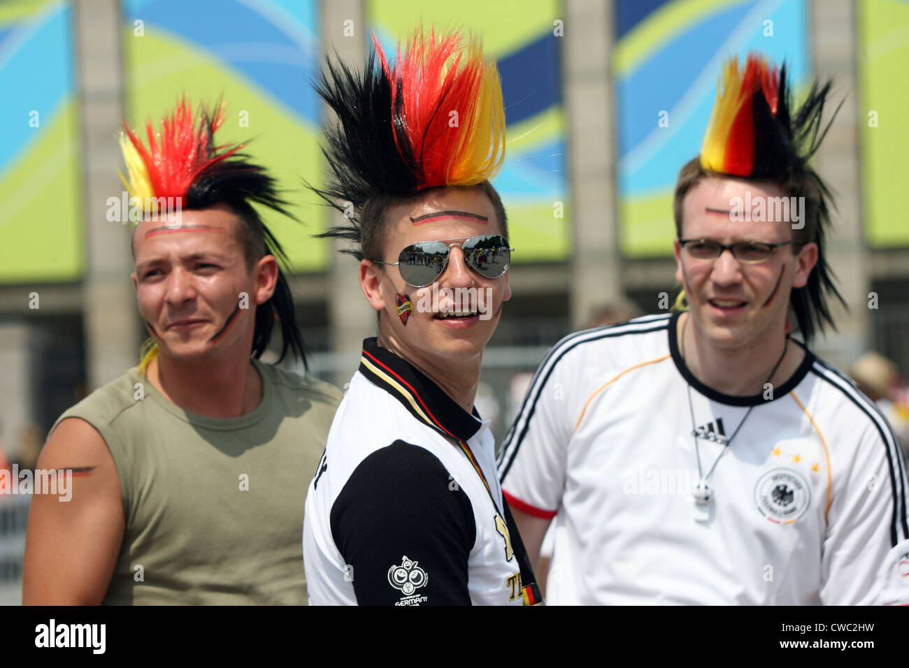 Football fans banners hi-res stock photography and images - Alamy