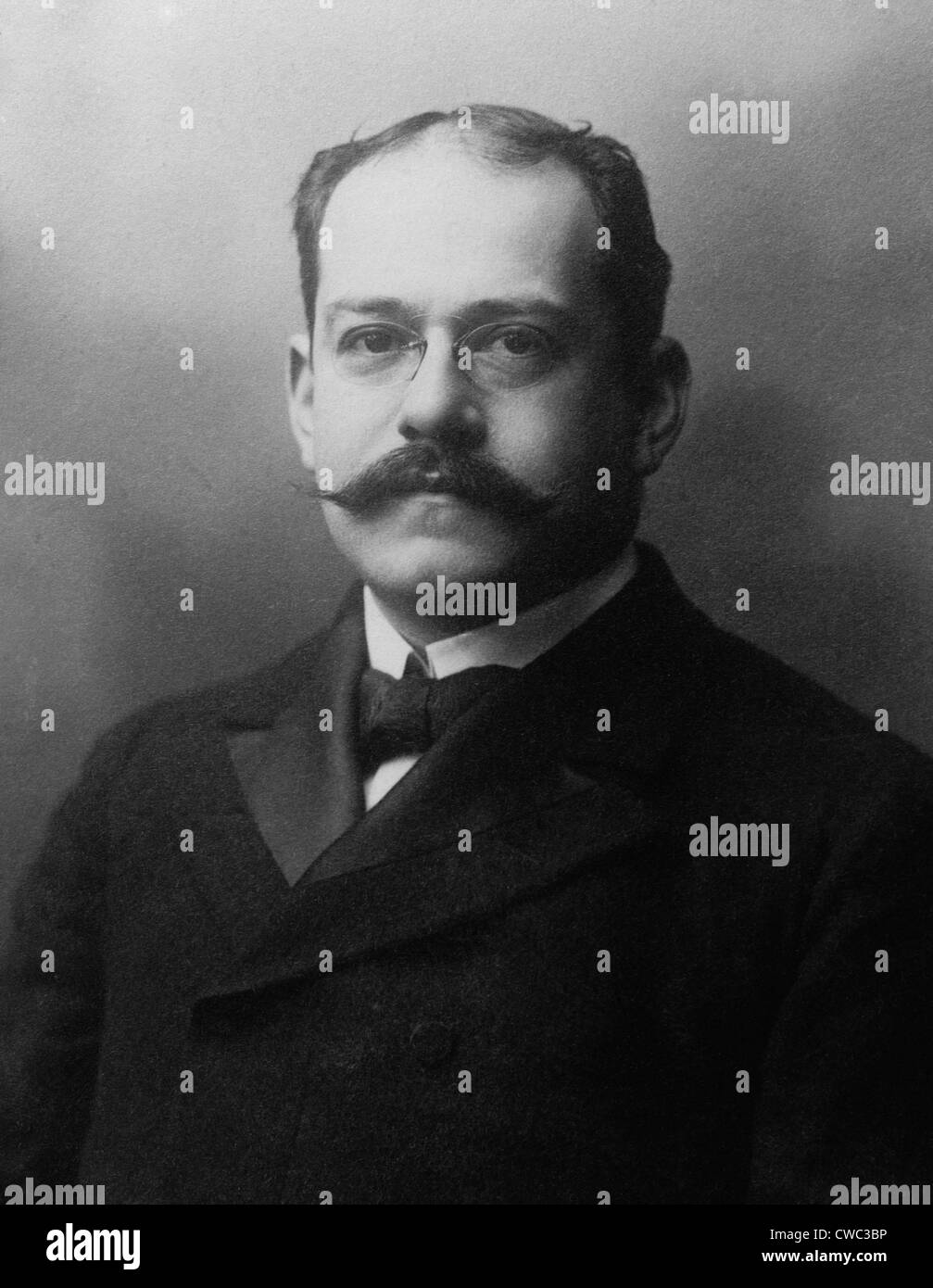 1900 1944 hi-res stock photography and images - Alamy