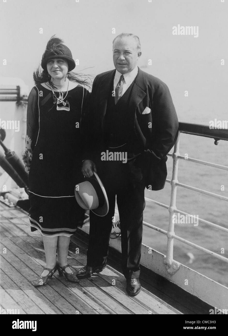 Department stores history historical hi-res stock photography and ...
