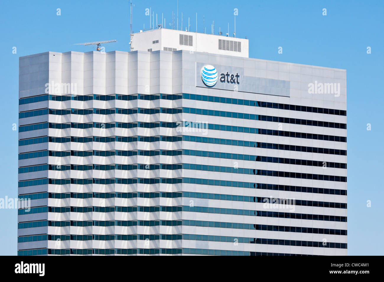 EverBank Center, formerly AT&T Tower skyscraper in downtown ... EverBank Center, formerly AT&T Tower skyscraper in downtown ...