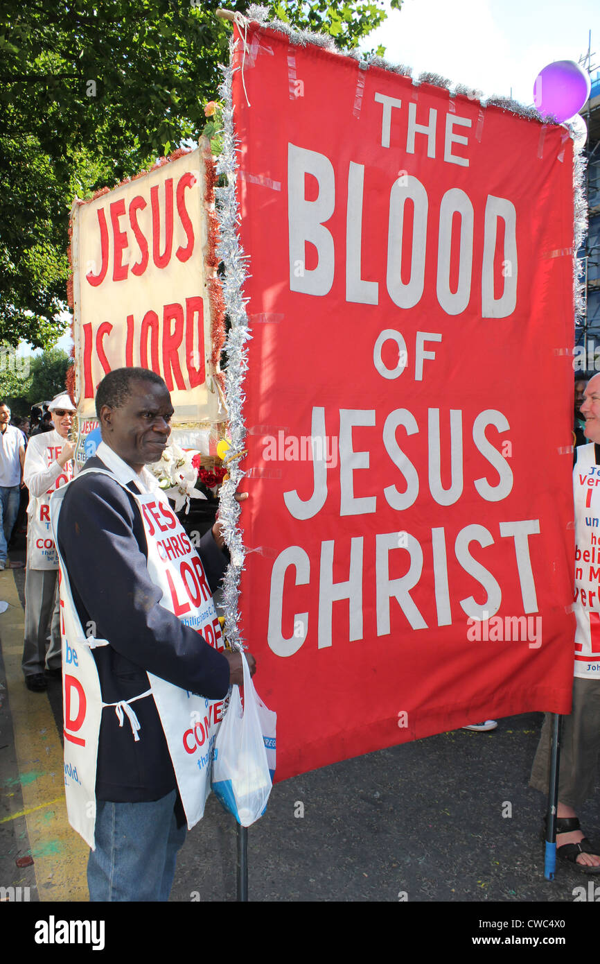 Christian group preaching about Jesus and Christianity in the Streets ...