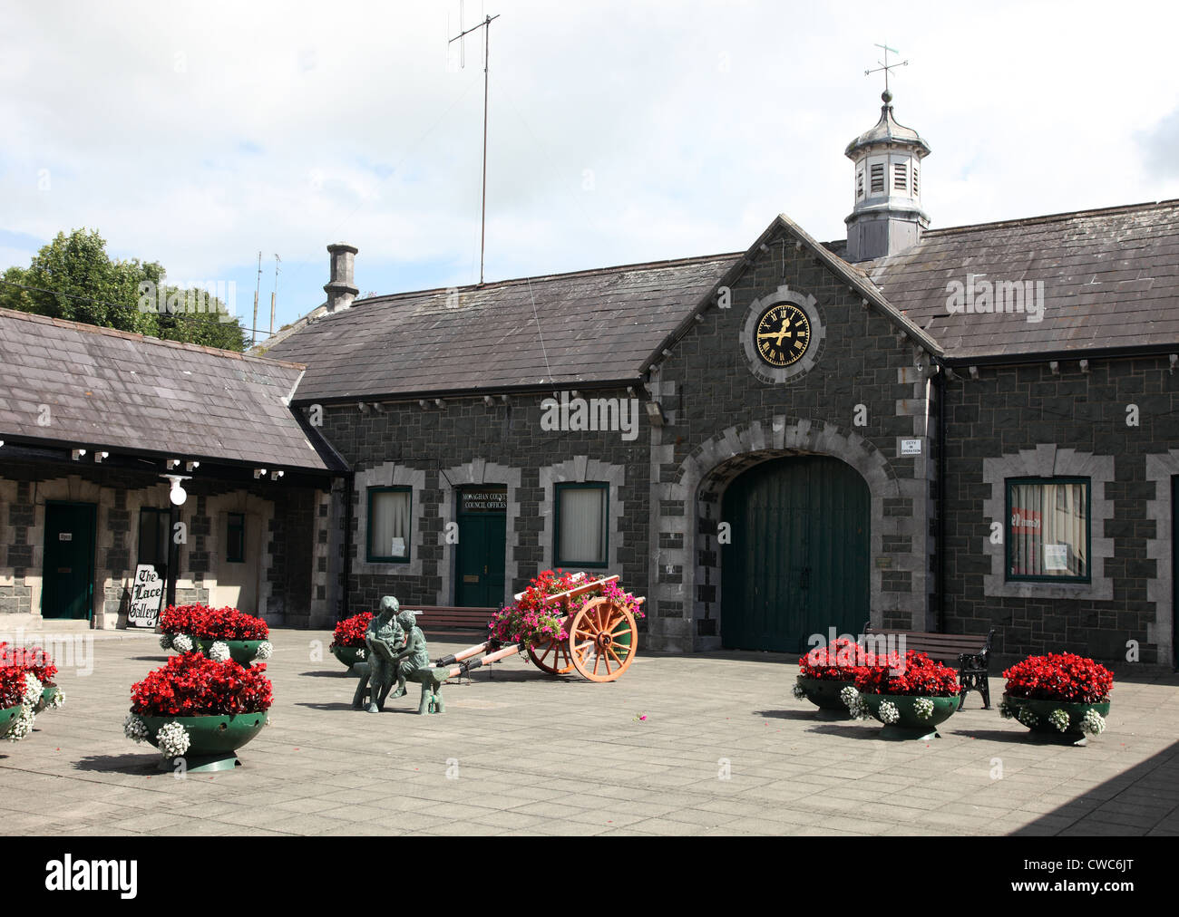 Lace gallery monaghan hi-res stock photography and images - Alamy