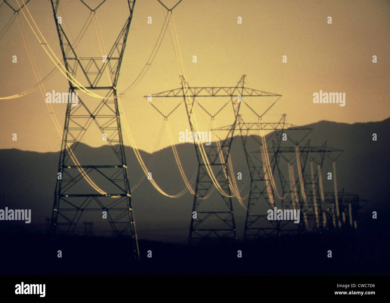 Electric lines 1970s hi-res stock photography and images - Alamy