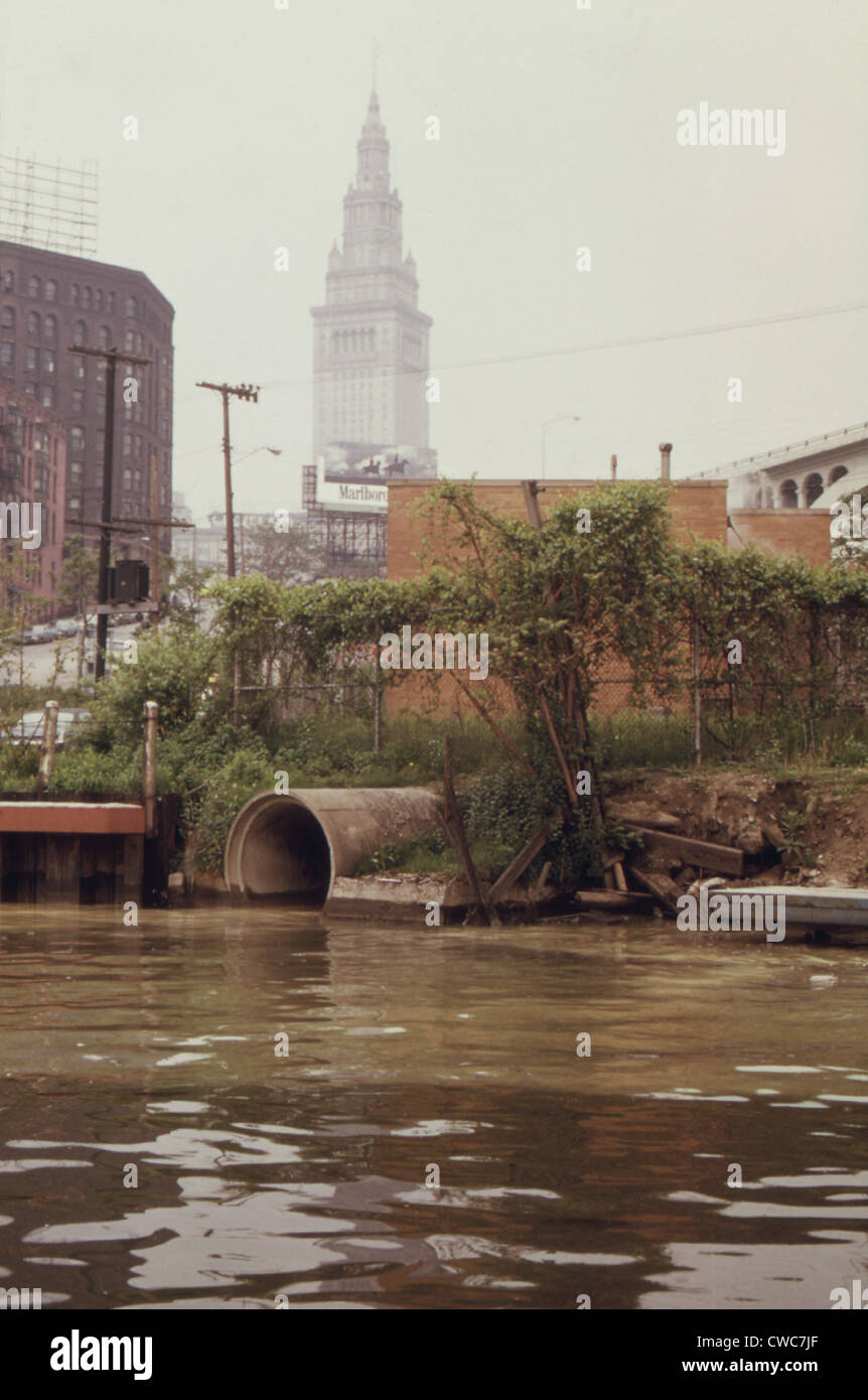 American pollution 1970s hi-res stock photography and images - Alamy