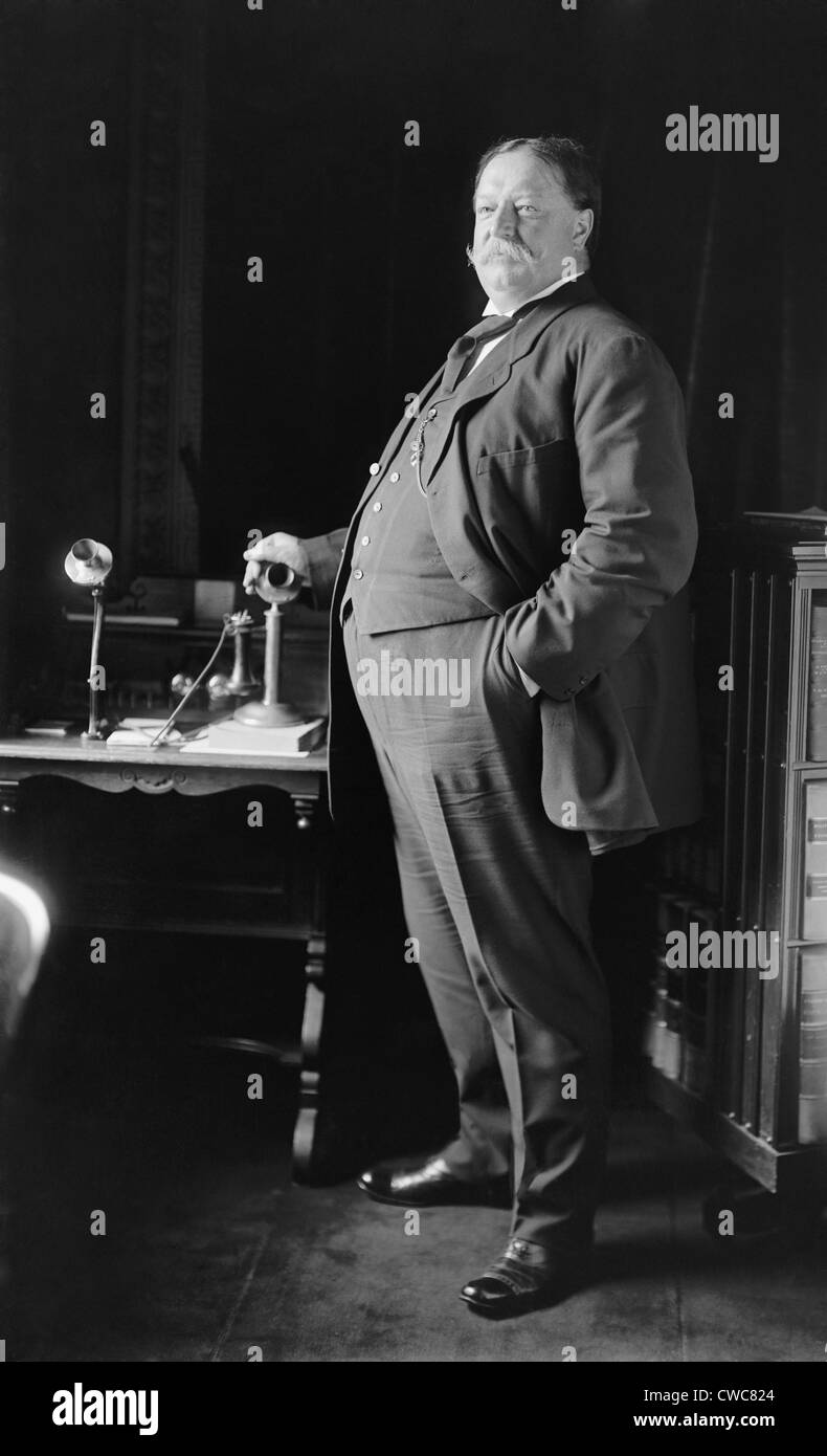 Fat suits hi-res stock photography and images - Alamy