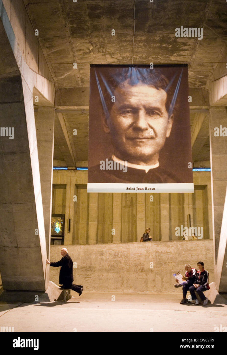 Pir symbol hi-res stock photography and images - Alamy