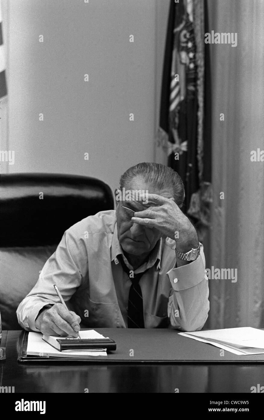 Cabinet making 1960s hi-res stock photography and images - Alamy