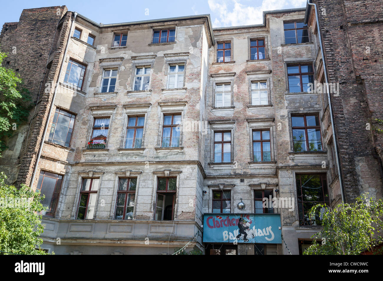 Ballhaus hi-res stock photography and images - Alamy