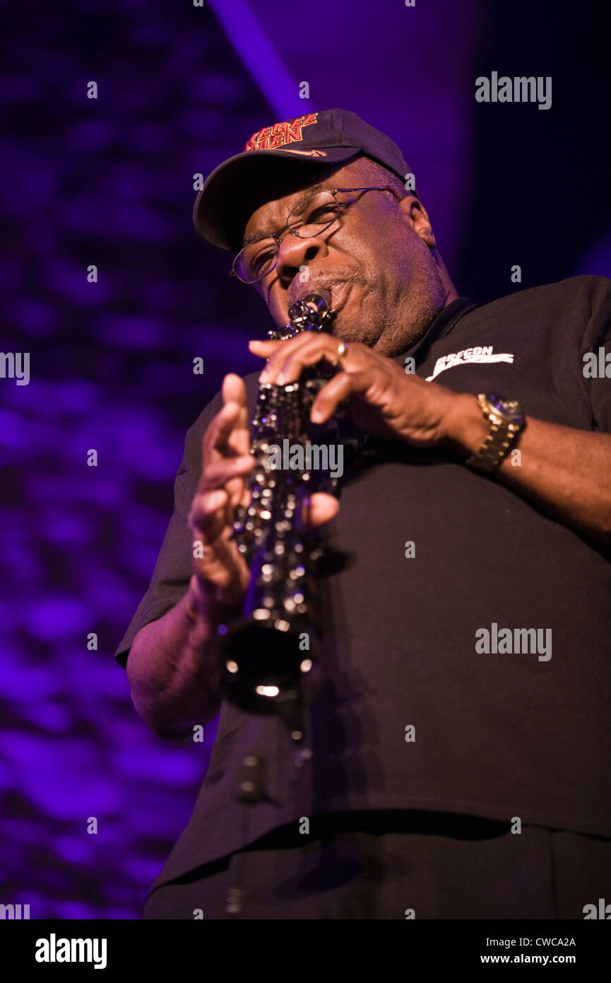 Ray Gaskins clarinet player with the Roy Ayers band performing at ...