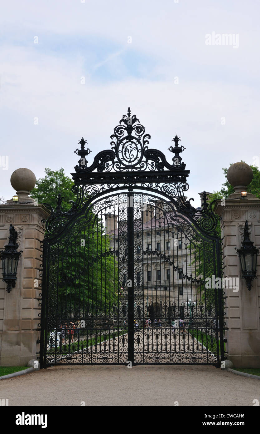 The Breakers mansion, Newport, Rhode Island, USA Stock Photo - Alamy
