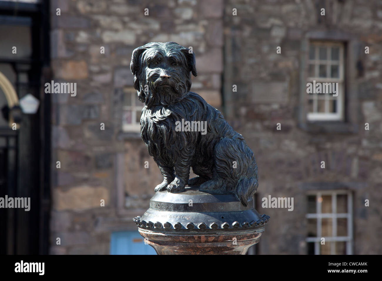 Statue of Greyfriars Bobby, Edinburgh, Scotland UK Stock Photo - Alamy