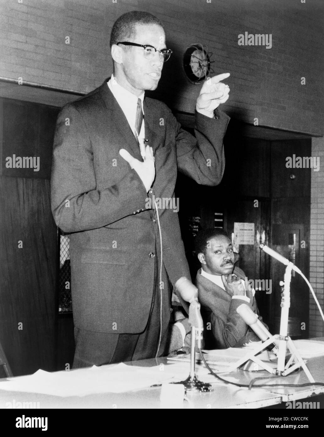 Malcolm x hi-res stock photography and images - Alamy