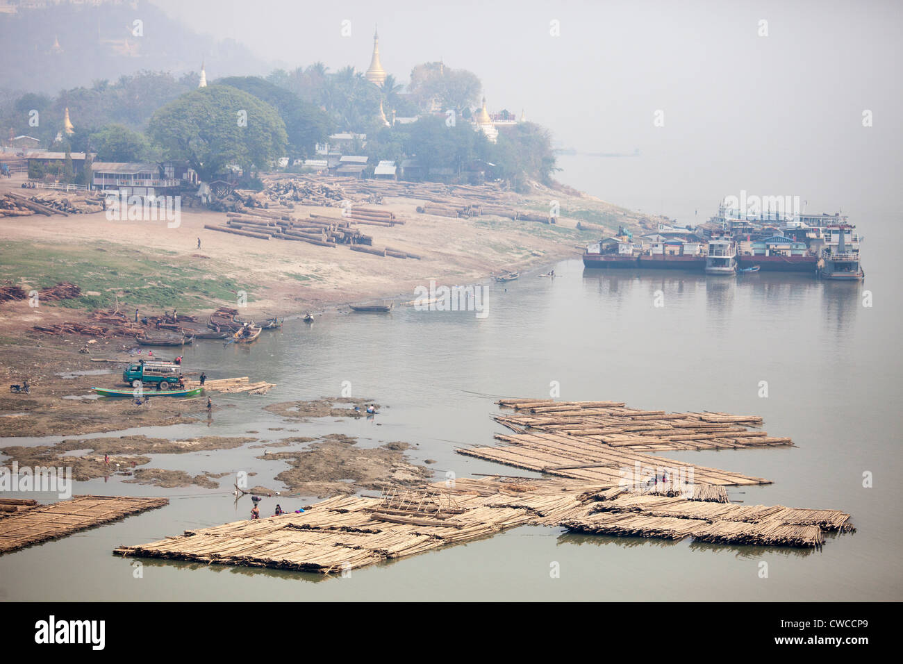 Logs floating on river in hi-res stock photography and images - Alamy