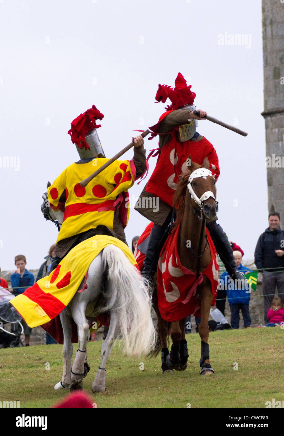 Historical re enactors armor hi-res stock photography and images - Alamy