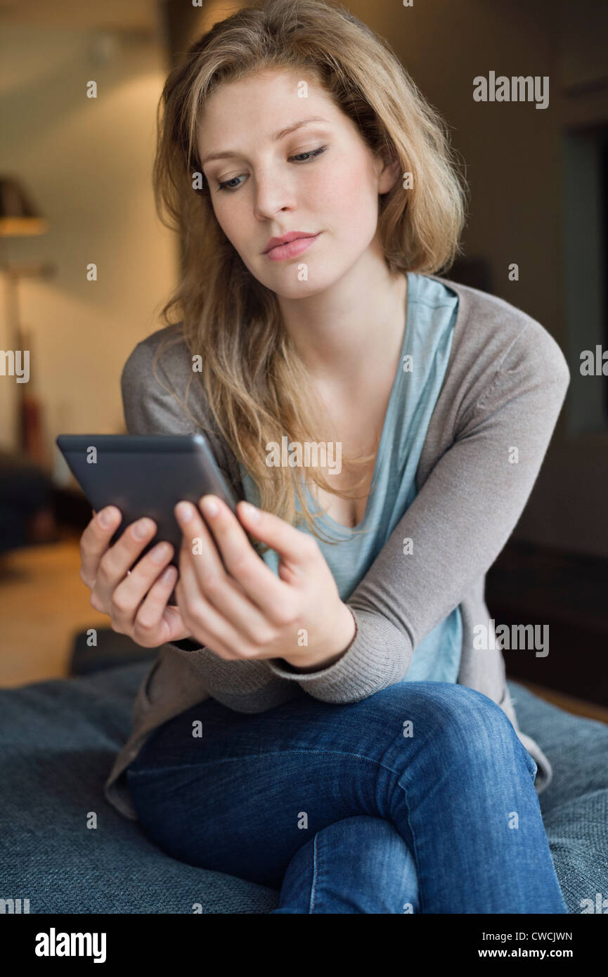Digital female technology woman hi-res stock photography and images - Alamy