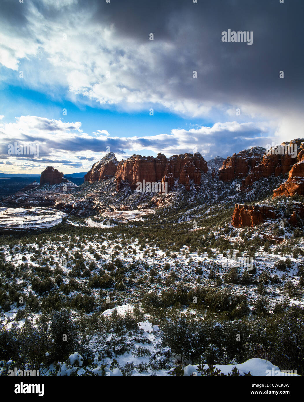 The Mitten Ridge with snow. Sedona, Arizona. Schnebly Hill Road Stock ...