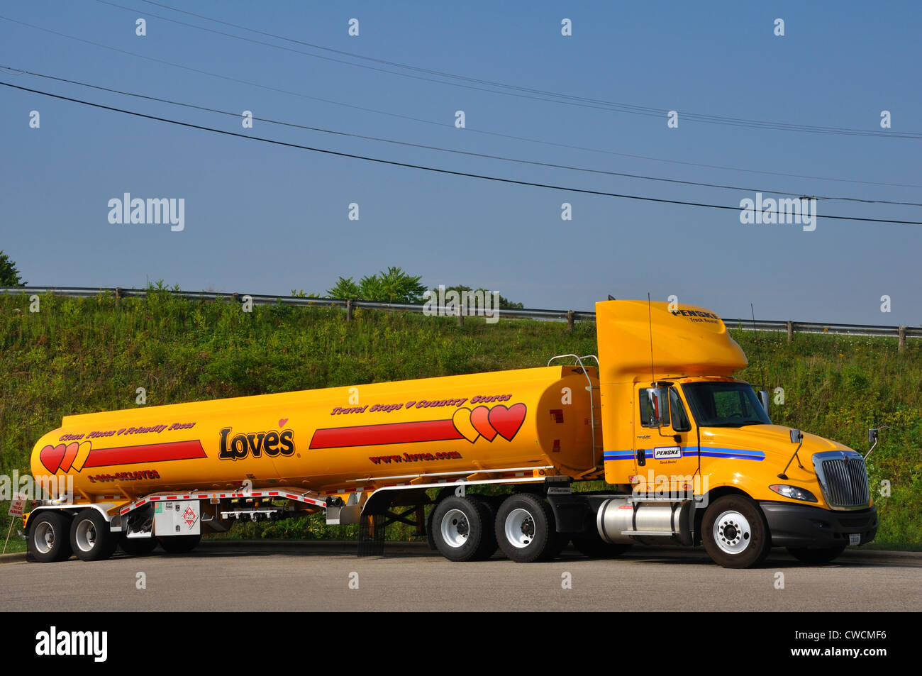 Love's convenience store and gas station, USA Stock Photo - Alamy