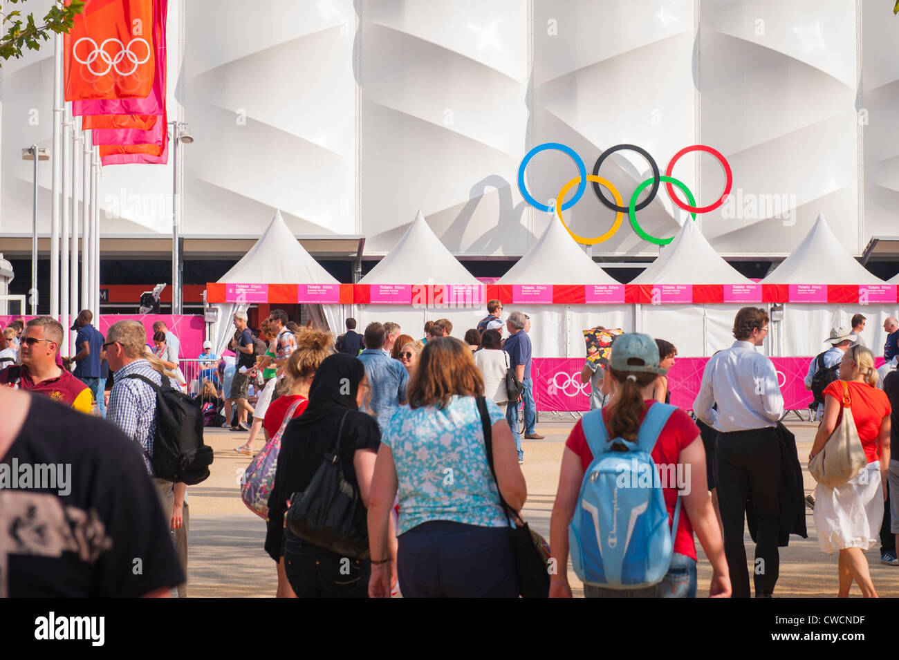 Ticket booths hi-res stock photography and images - Alamy