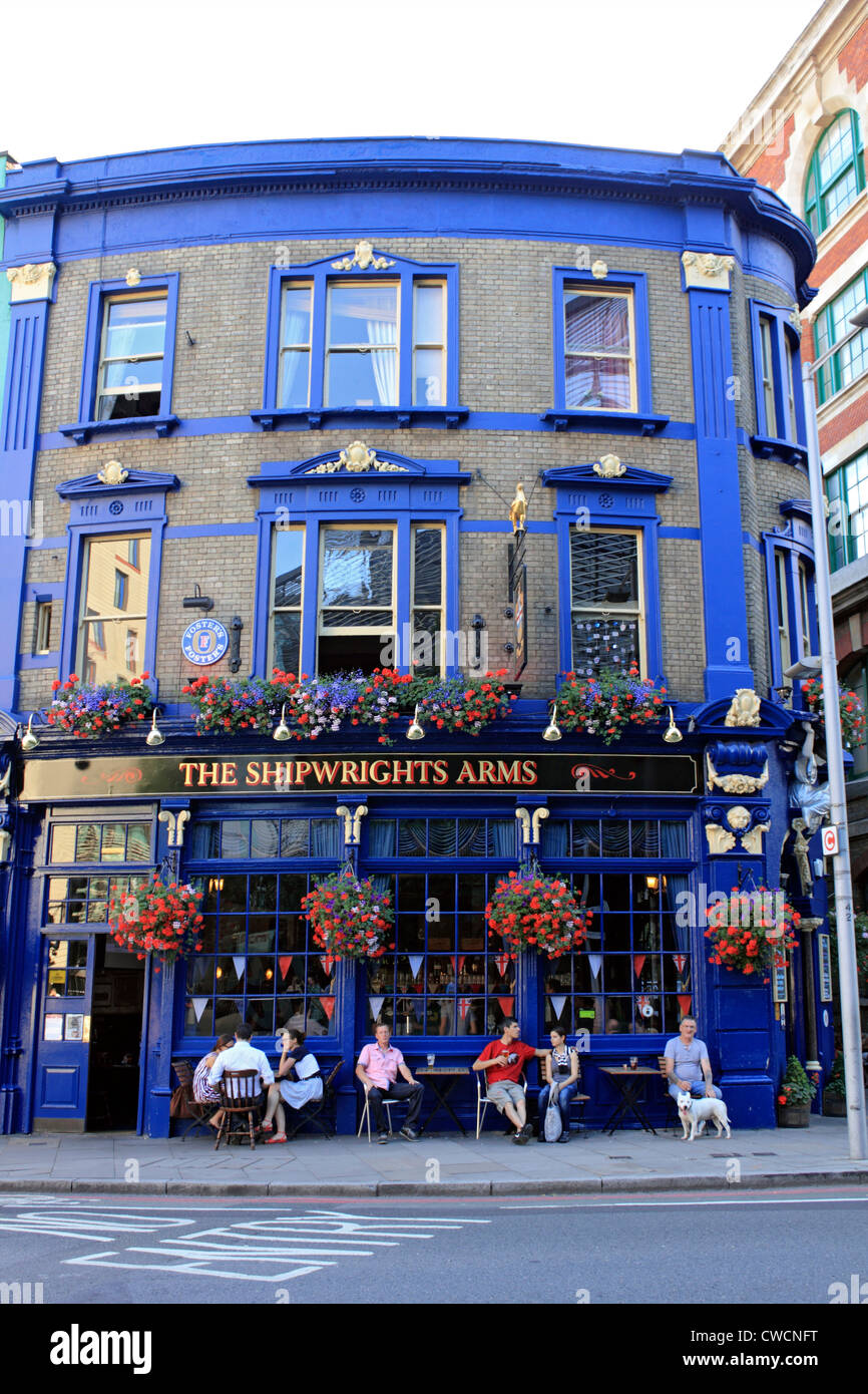 The shipwrights arms hi-res stock photography and images - Alamy