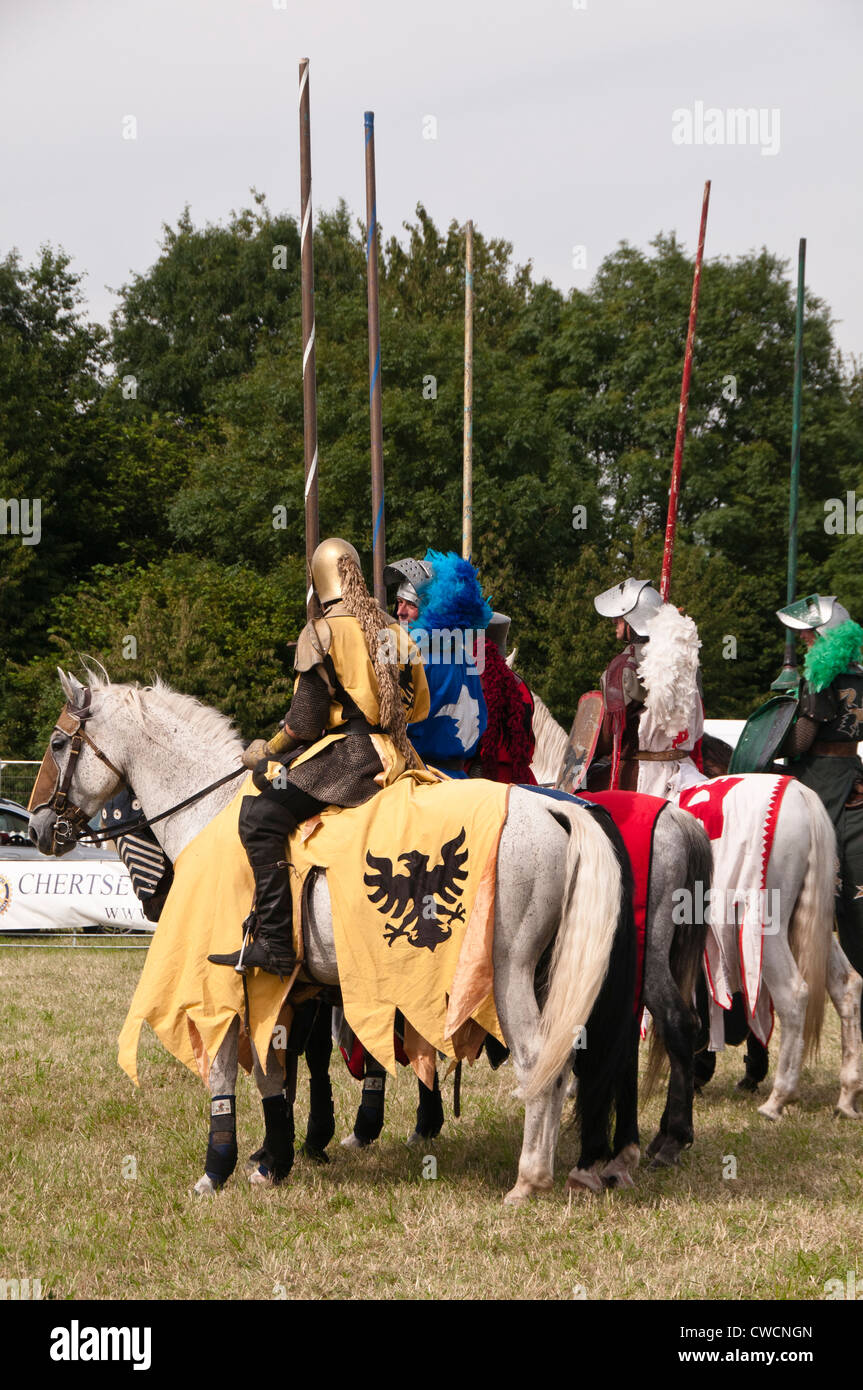 Knights medieval jousting show hi-res stock photography and images - Alamy
