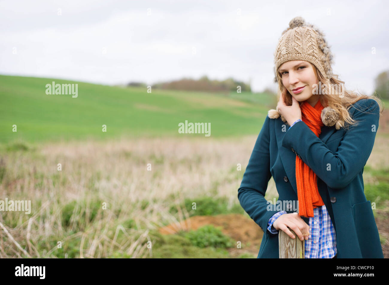 Portrait pretty woman expressing hi-res stock photography and images ...