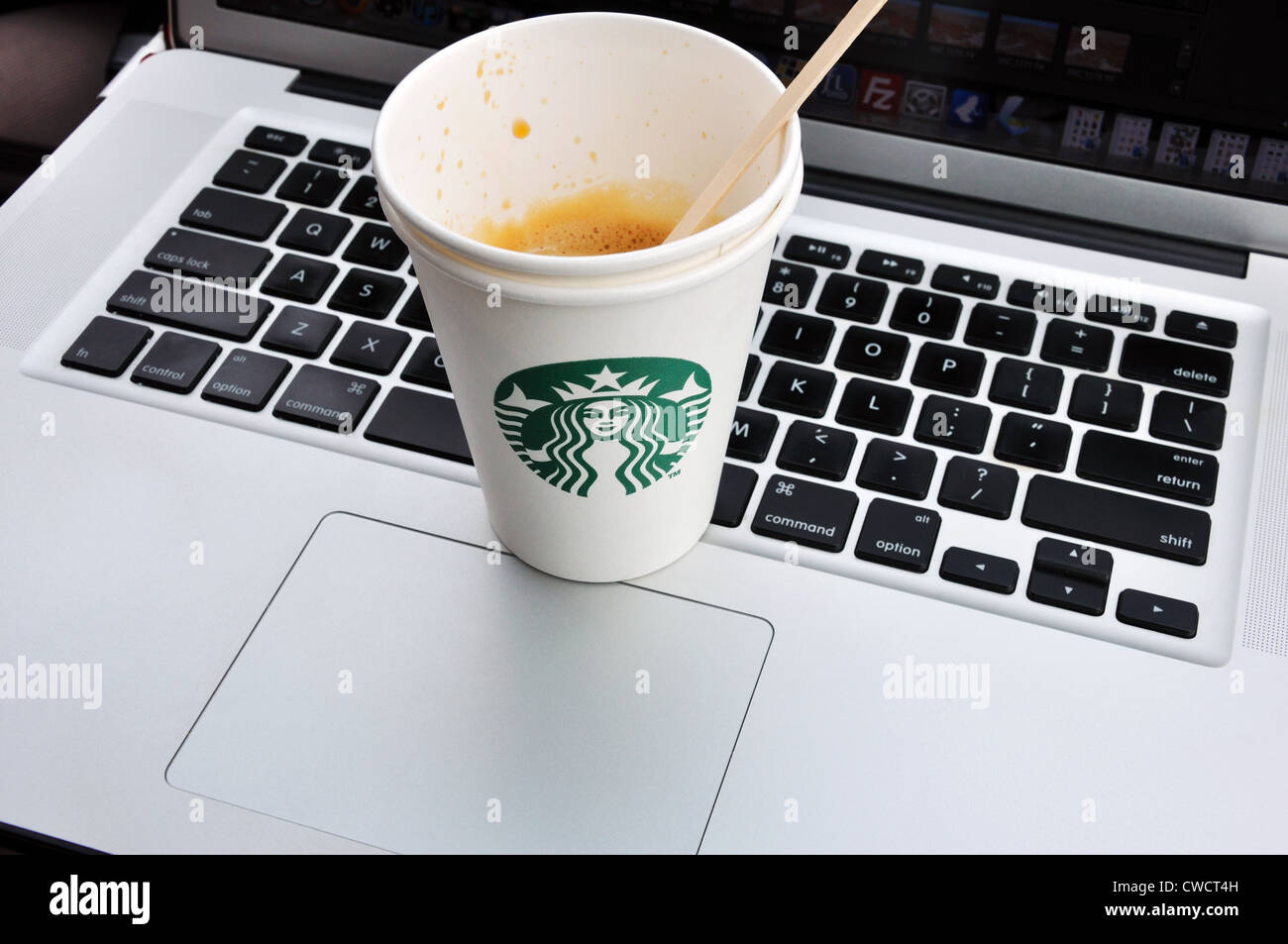 Starbucks cup laptop hi-res stock photography and images - Alamy