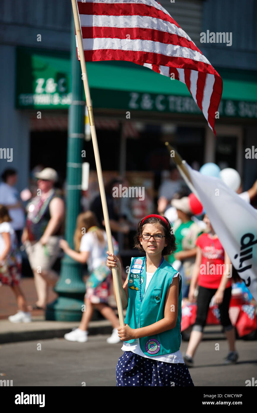 Bloomington Indiana 4th of July parade 2012 girl scouts american flag ...