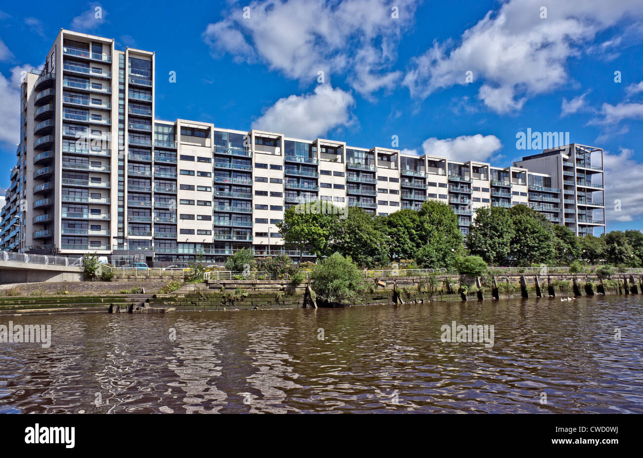 Lancefield Quay Flat development by River Clyde in Glasgow Scotland ...