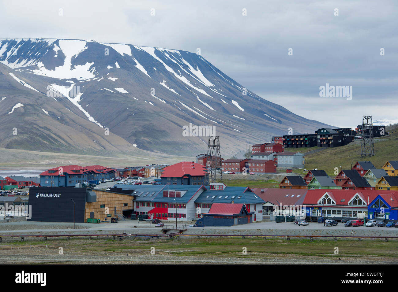 Longyearbyen spitsbergen hi-res stock photography and images - Alamy