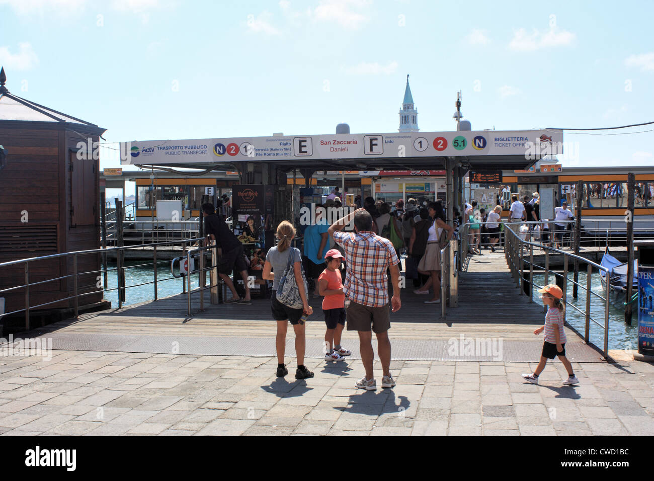Waterbus water bus water bus wasserbus hi-res stock photography and ...