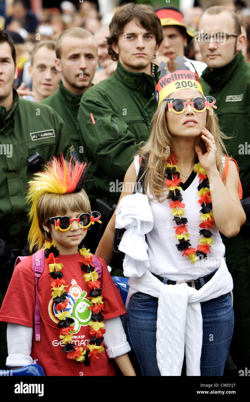 Sport football fans security hi-res stock photography and images - Alamy