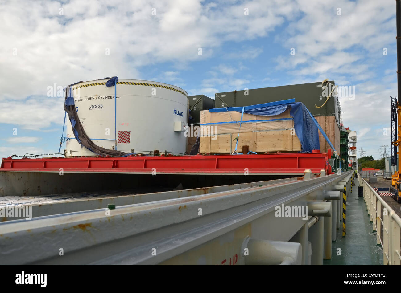 Deck Cargo Pontoon High Resolution Stock Photography and Images - Alamy