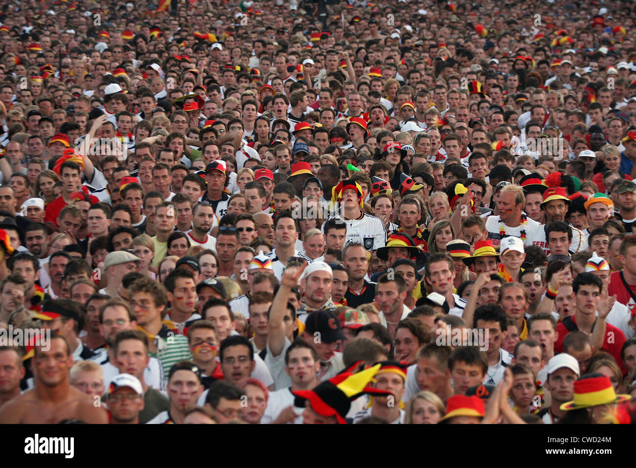Berlin, Germany fans in the fan zones Stock Photo - Alamy