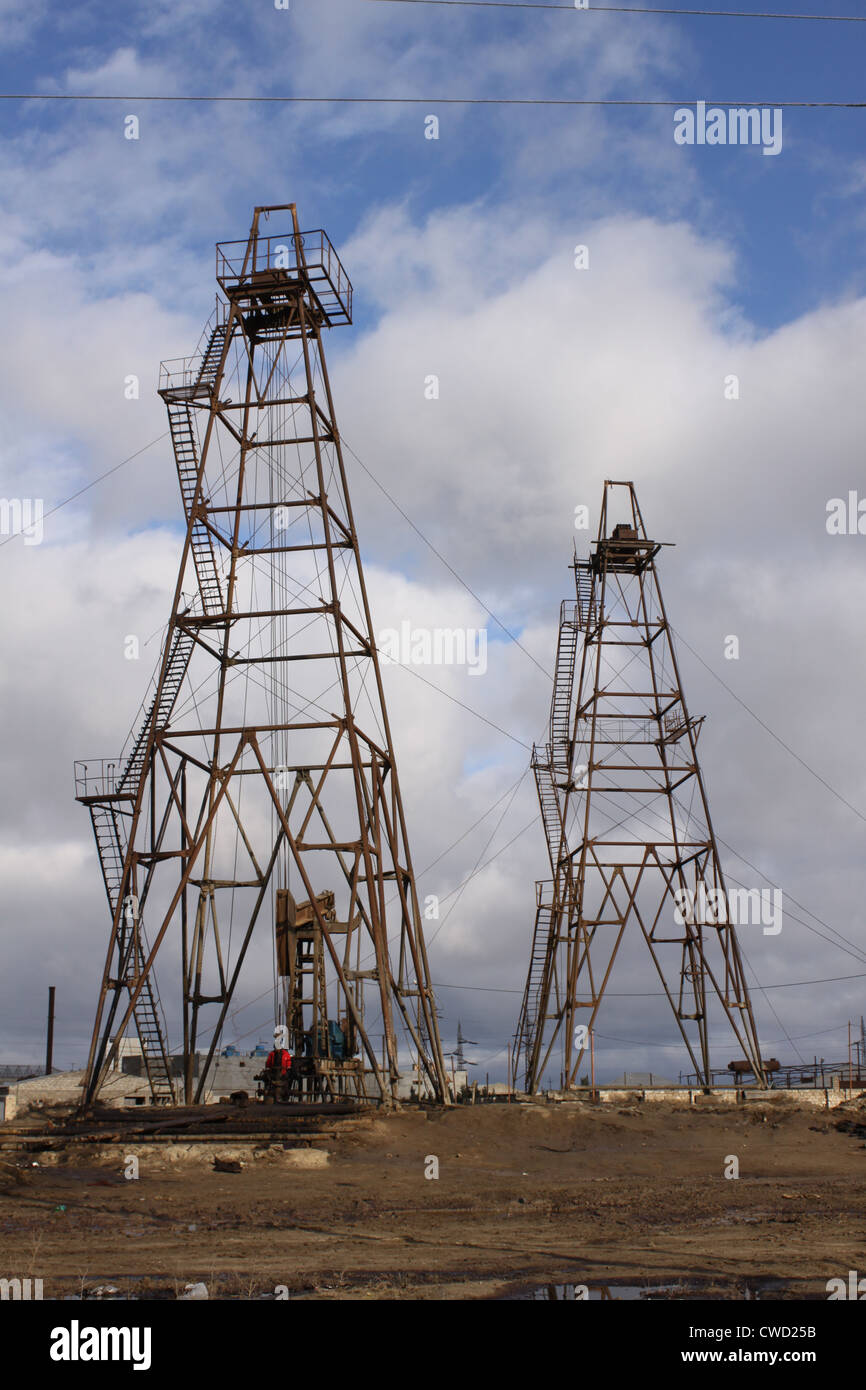 Azerbaijan. Baku oil rigs Stock Photo - Alamy