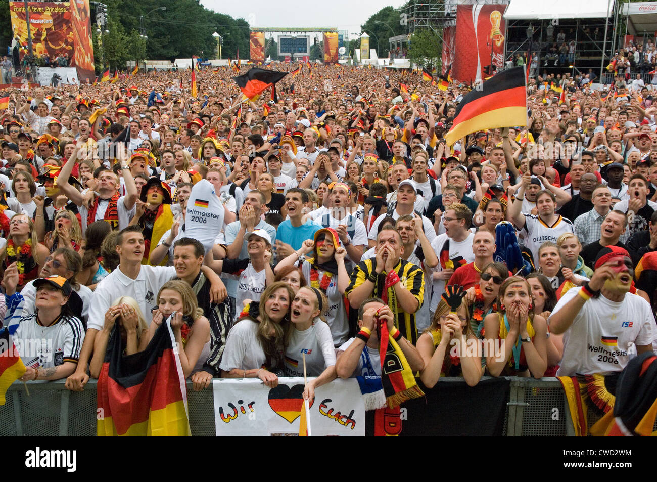 German football fans for the FIFA World Cup 2006 Stock Photo - Alamy