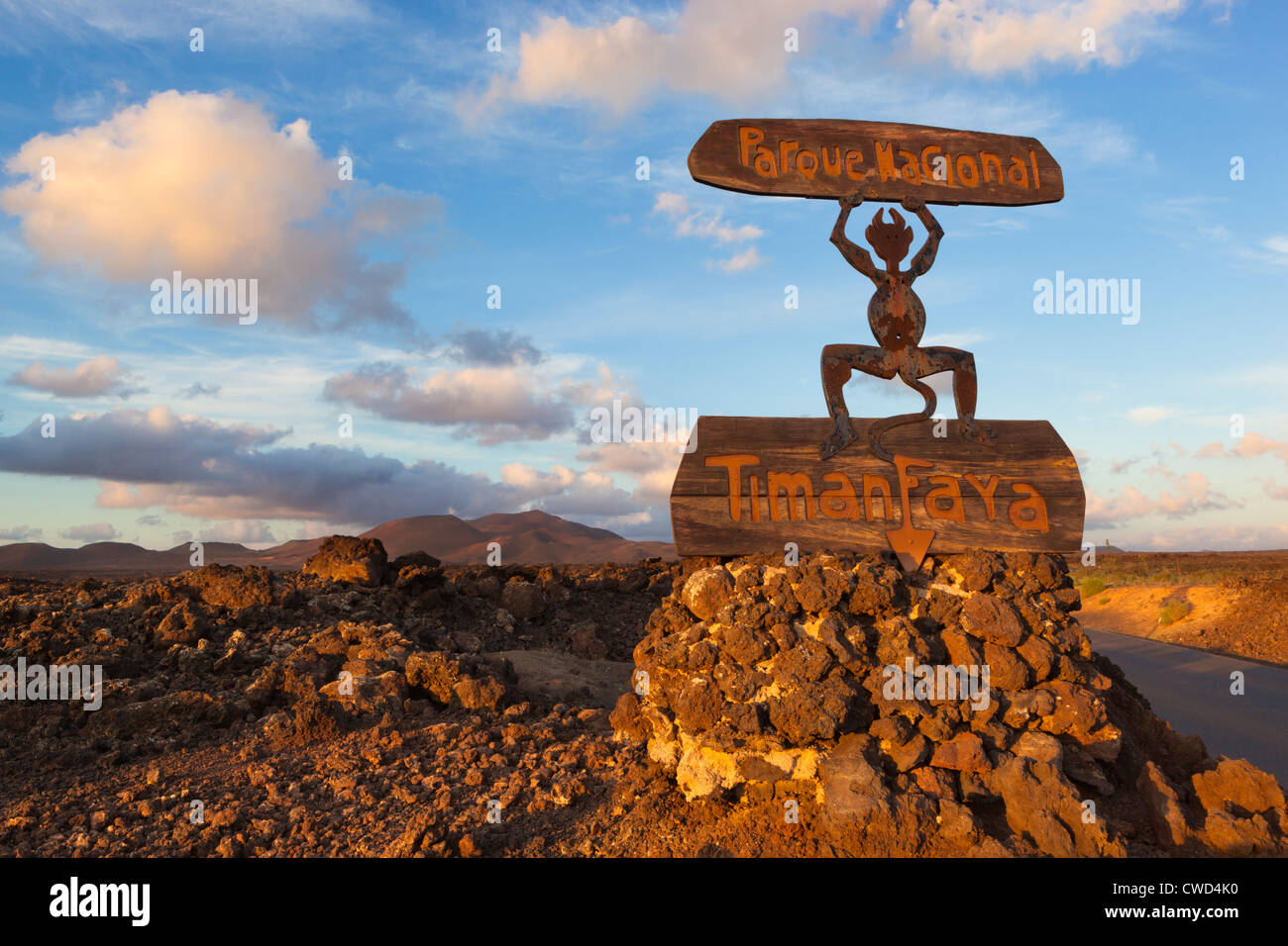Devil sign hi-res stock photography and images - Alamy