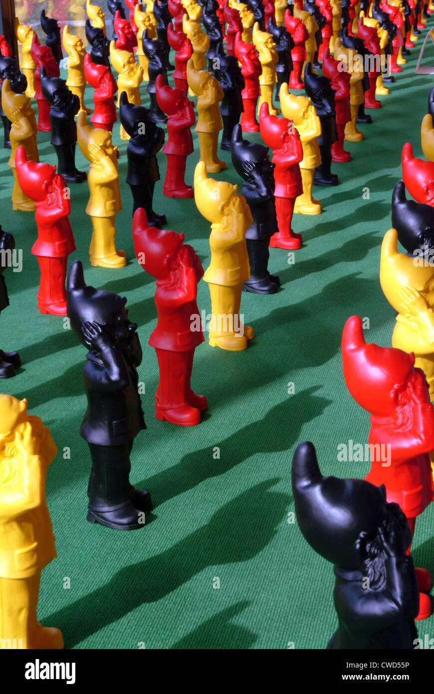 Dwarves in the German national colors Stock Photo - Alamy