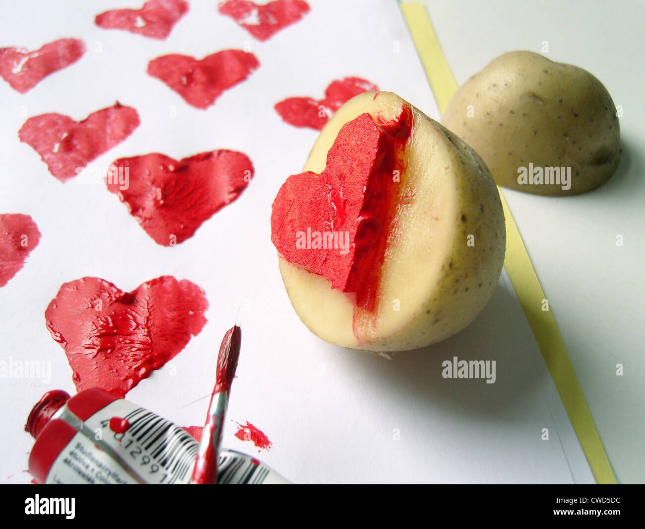 Potato printing hi-res stock photography and images - Alamy