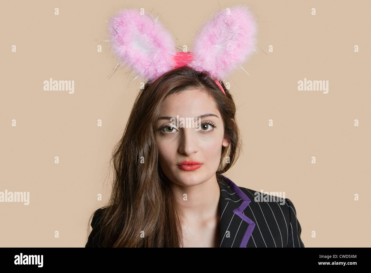 Young women wearing bunny ears hi-res stock photography and images - Alamy