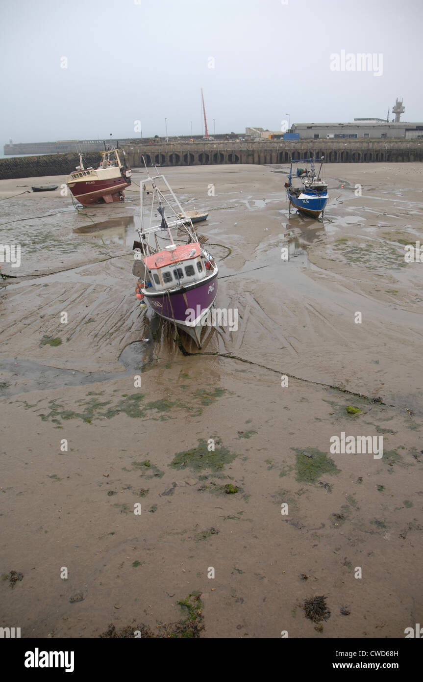 Folkestone containers hi-res stock photography and images - Alamy
