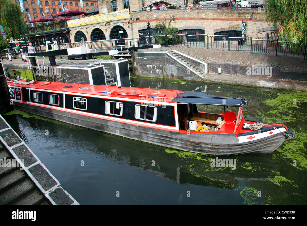Camden Lock Market Boat Stock Photos & Camden Lock Market Boat Stock ...