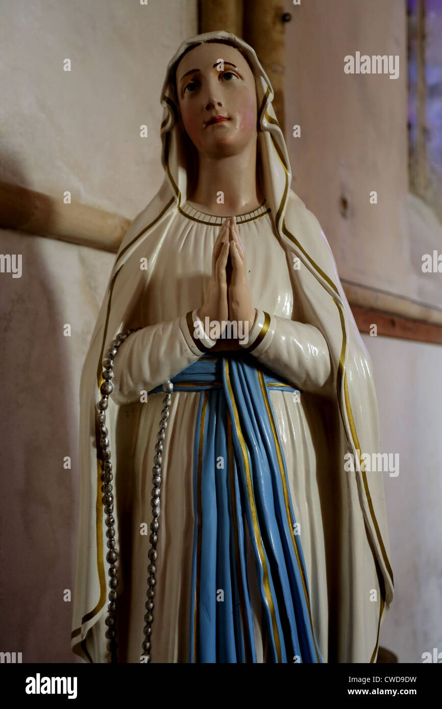 French statue of the Virgin Mary Stock Photo - Alamy