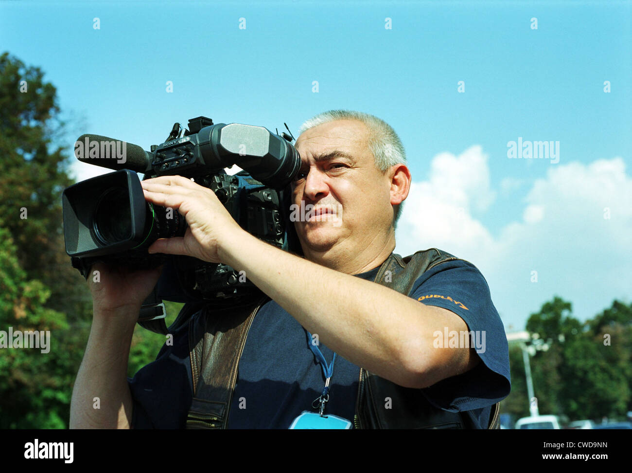 Cameraman outdoor hi-res stock photography and images - Alamy