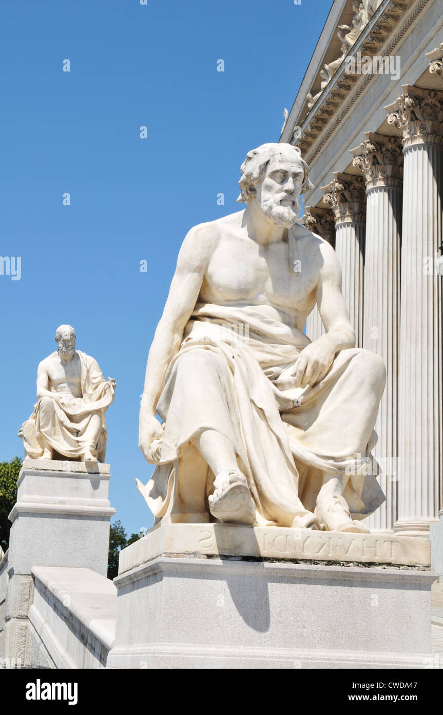 Ancient greek thinkers hi-res stock photography and images - Alamy