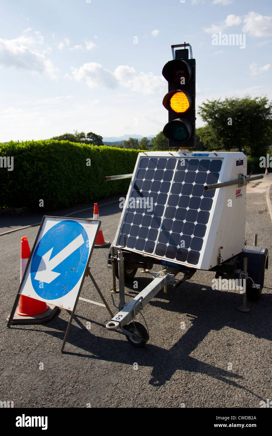 solar powered traffic lights temporary traffic control amber Stock ...