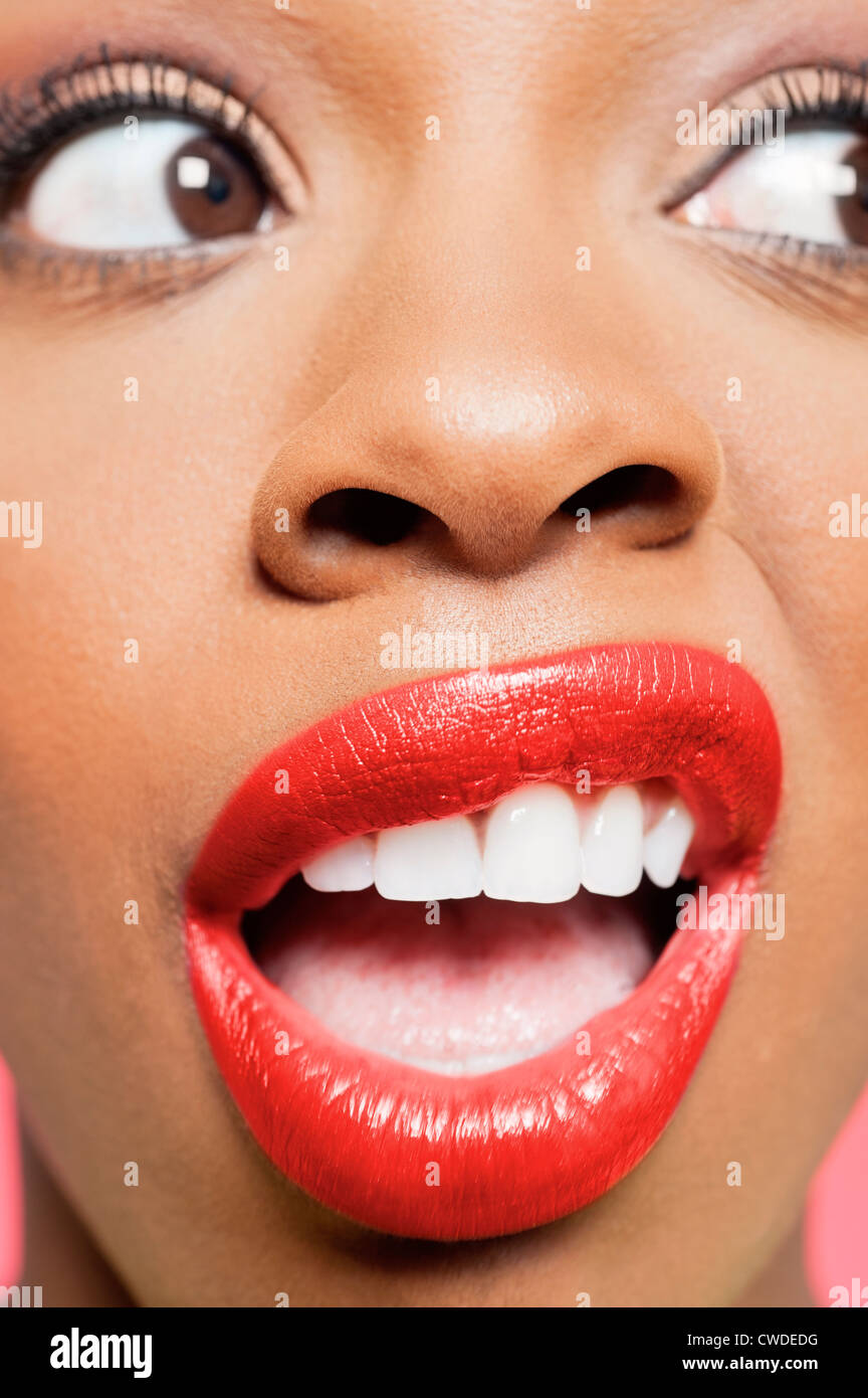 Red lips cutout hi-res stock photography and images - Alamy