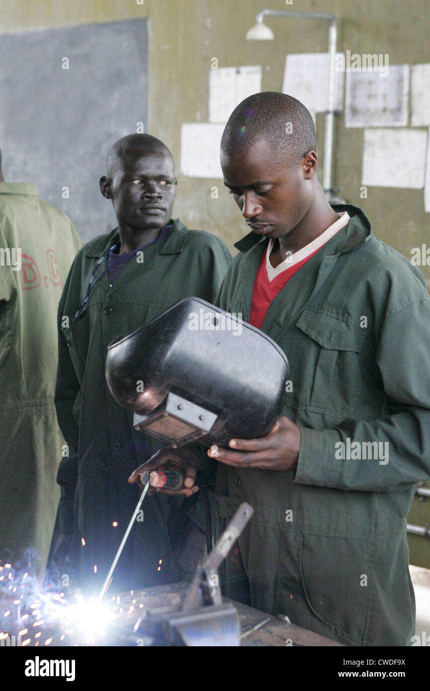 Child soldiers africa hi-res stock photography and images - Alamy