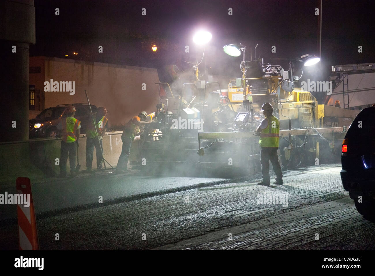 Night road work traffic in Brooklyn NY Stock Photo - Alamy