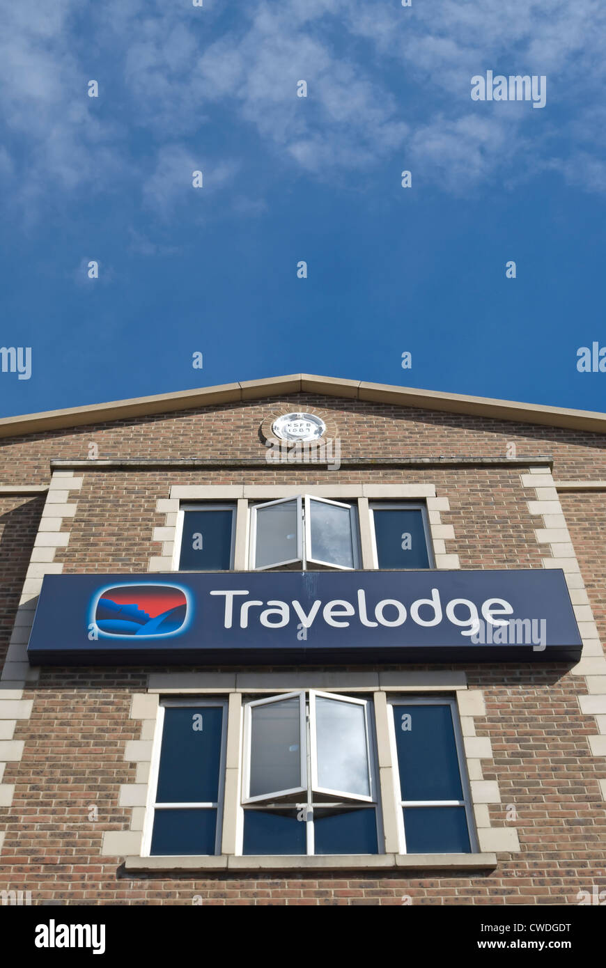 travelodge exterior with name and logo at a branch of the nationwide ...